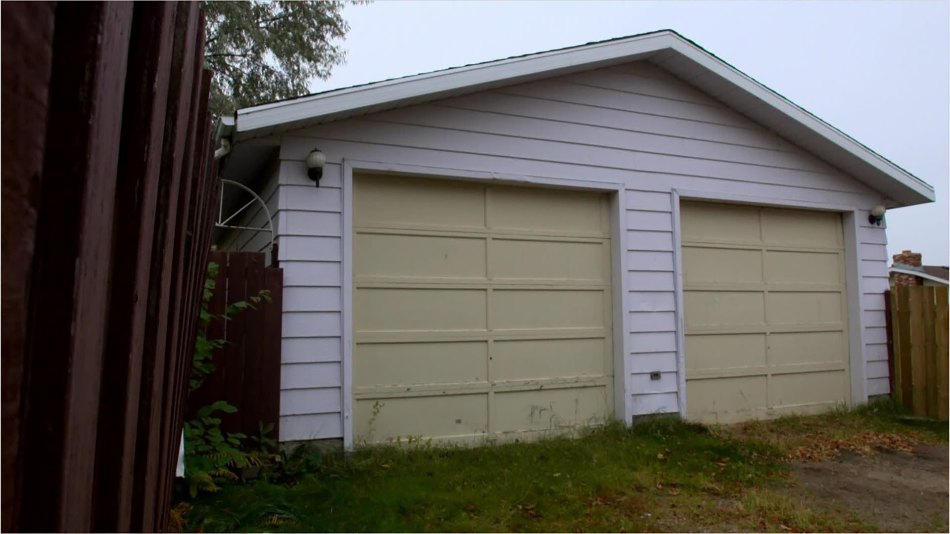 Watch 48 Hours: Filmmaker lures victim to garage using a dating site ...