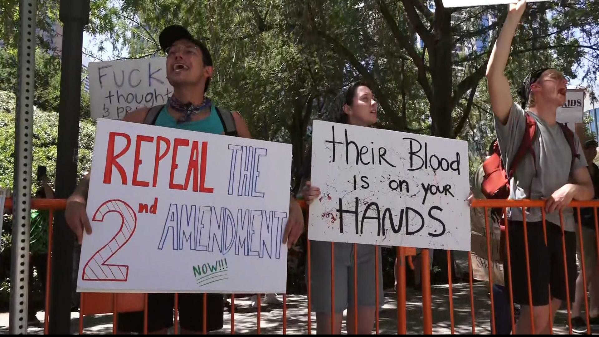 Watch Face The Nation: Protests disrupt NRA convention - Full show on CBS