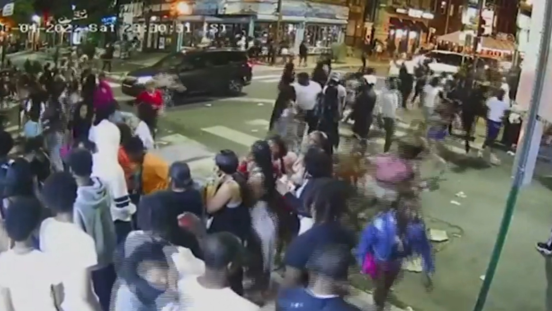Watch Cbs Evening News U S Sees 13 Mass Shootings Over Weekend Full