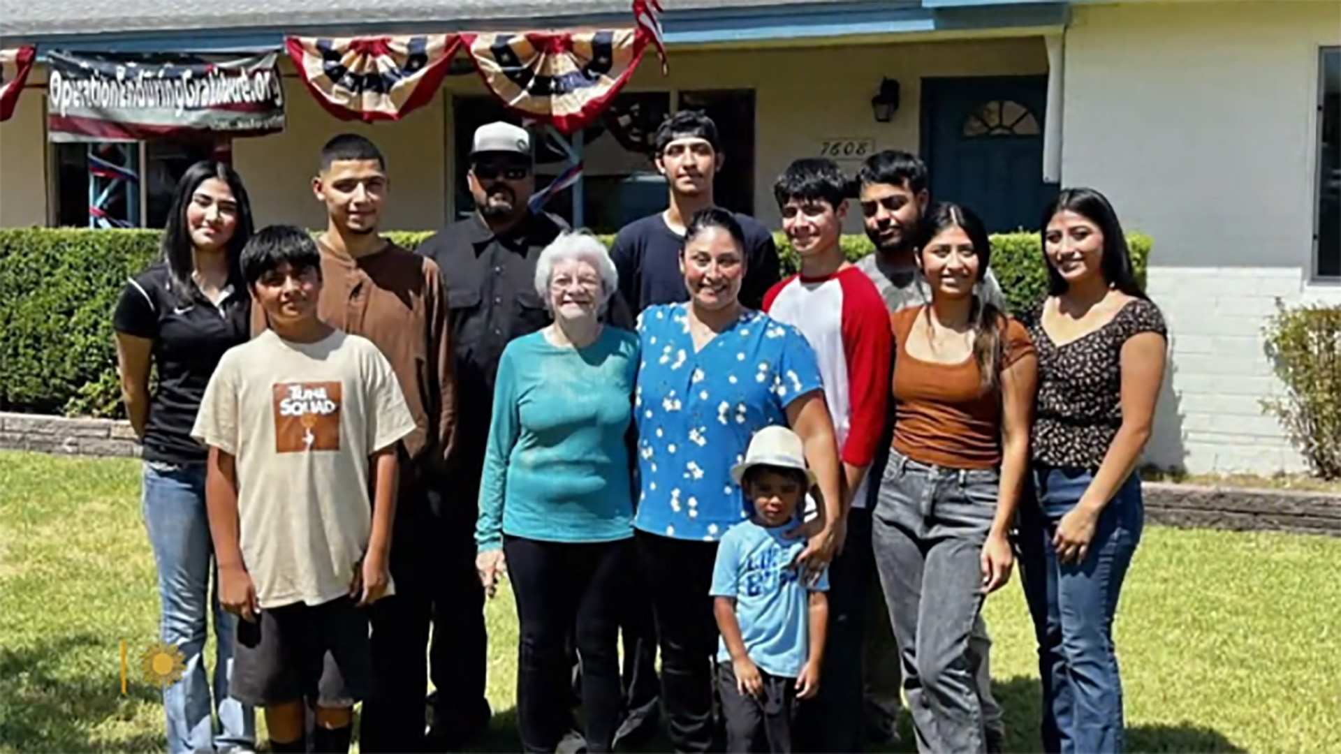 Watch Sunday Morning: Kind hearts and open doors - Full show on CBS