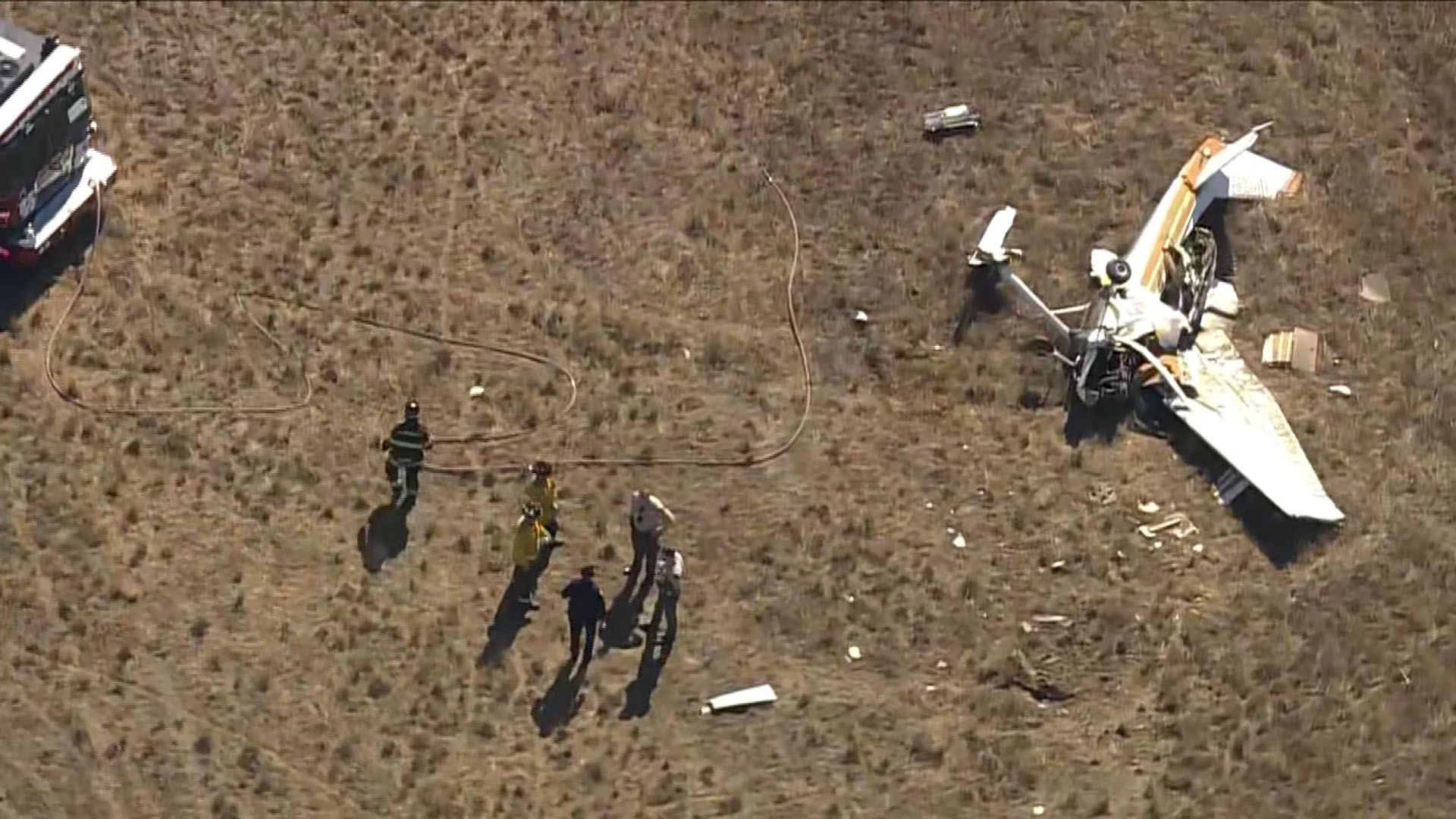 Watch CBS Evening News: Several killed in midair plane crash - Full ...