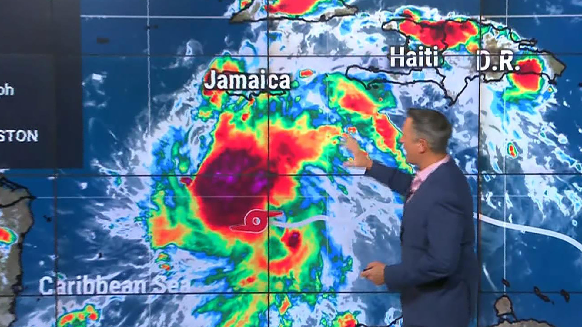 Watch CBS Evening News: Florida officials prepare for possible ...