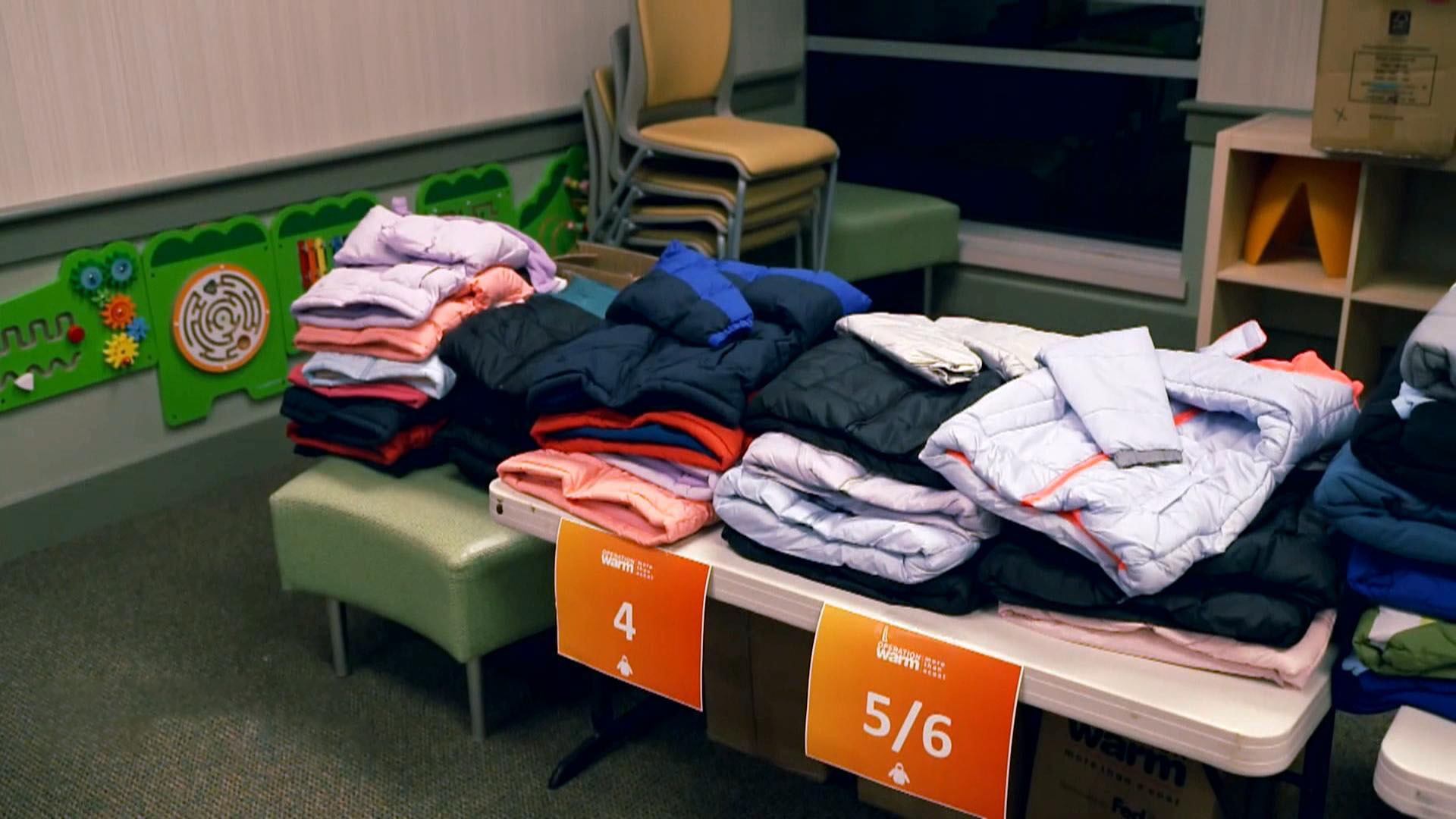 Watch CBS Saturday Morning: Free winter coats to kids in need - Full ...