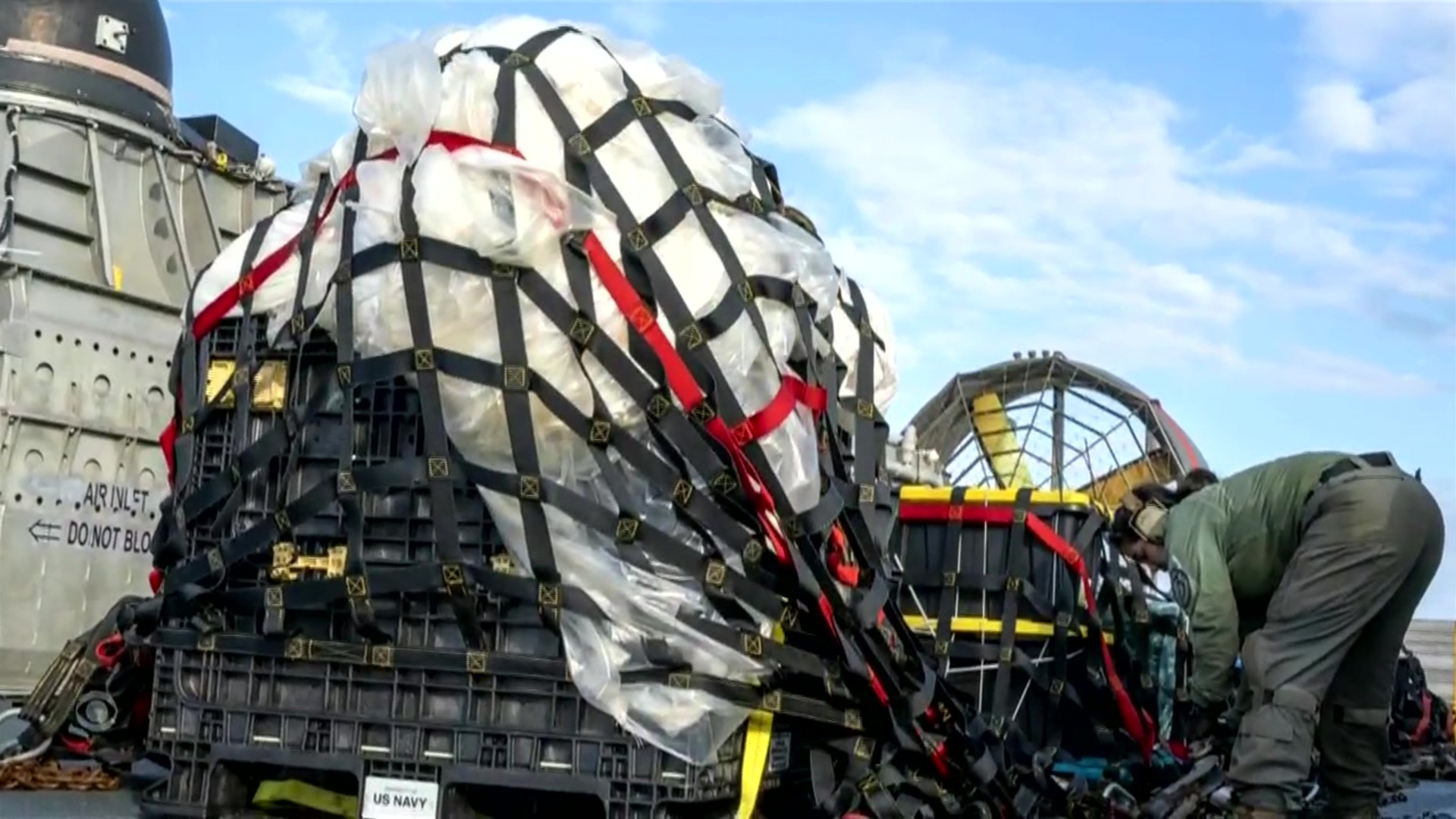 Watch CBS Evening News: New images released of Chinese spy balloon ...