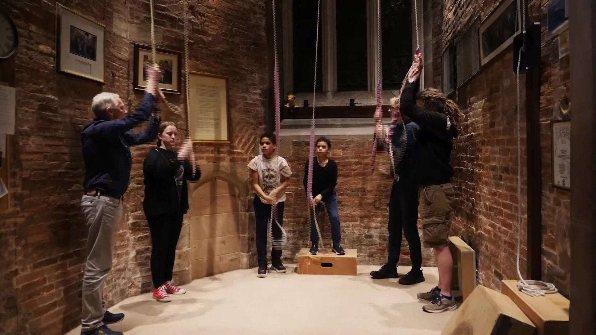 Watch Sunday Morning Season Episode : "Ring for the King": Bell ringers ...