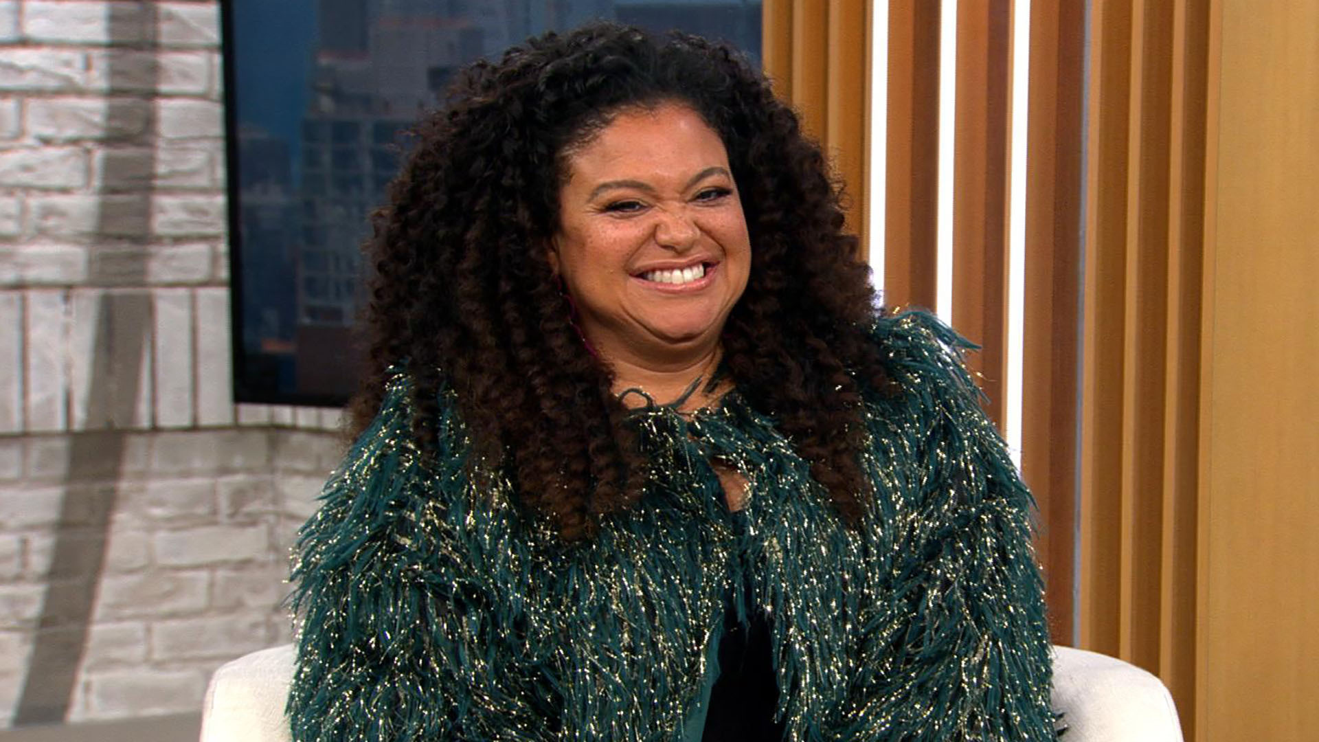 Watch CBS Mornings: Michelle Buteau on "Survival of the Thickest ...