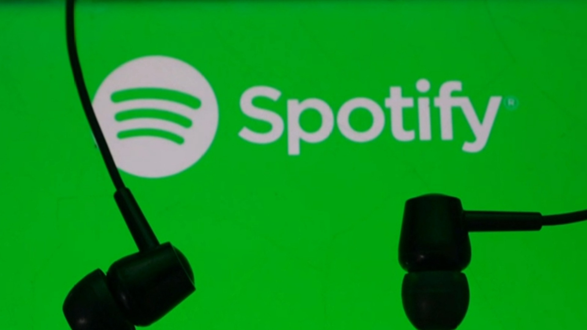 Watch CBS News: Spotify considered white noise ban - Full show on ...