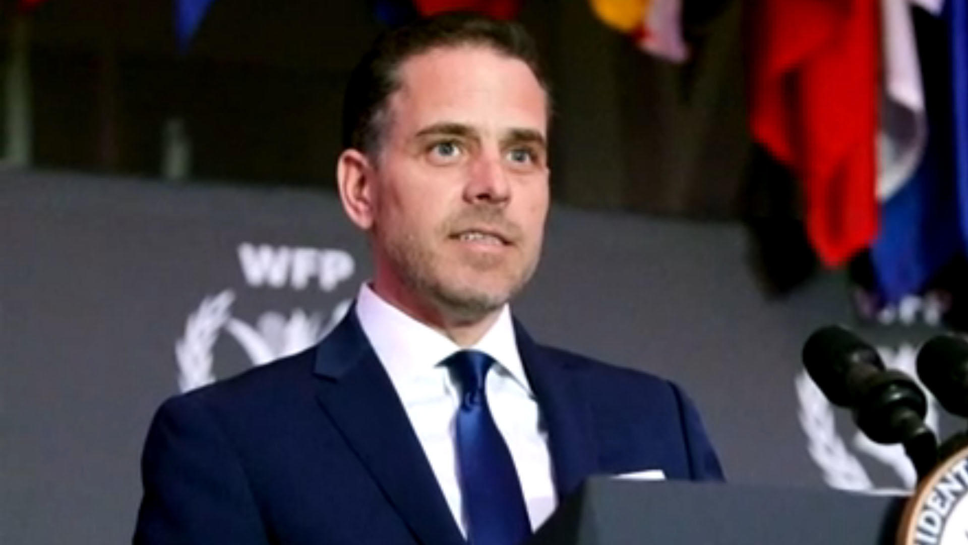 Watch CBS Evening News Season Episode : Federal prosecutors aim to ...