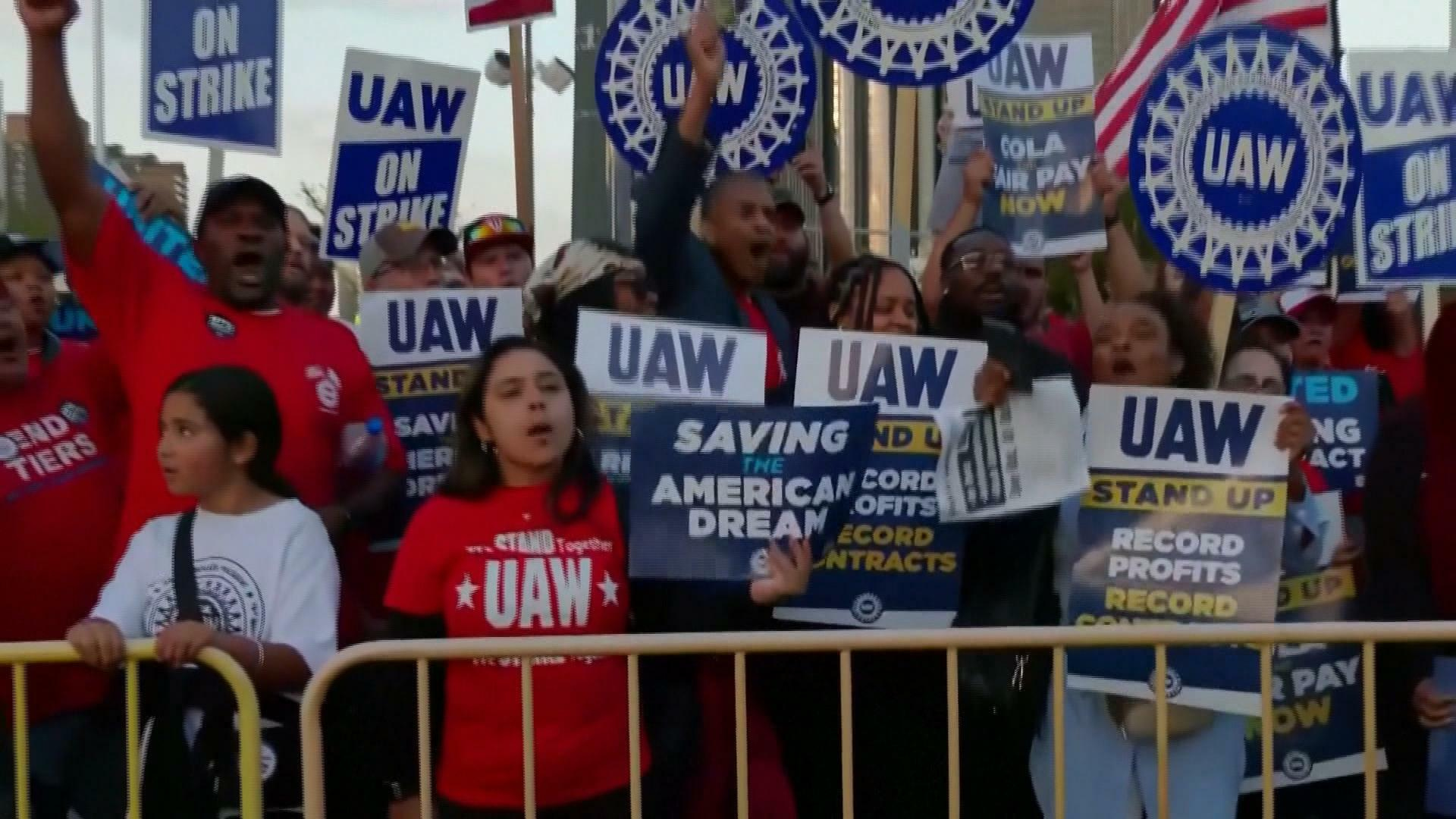 Watch CBS Mornings Season Episode : United Auto Workers union strike ...
