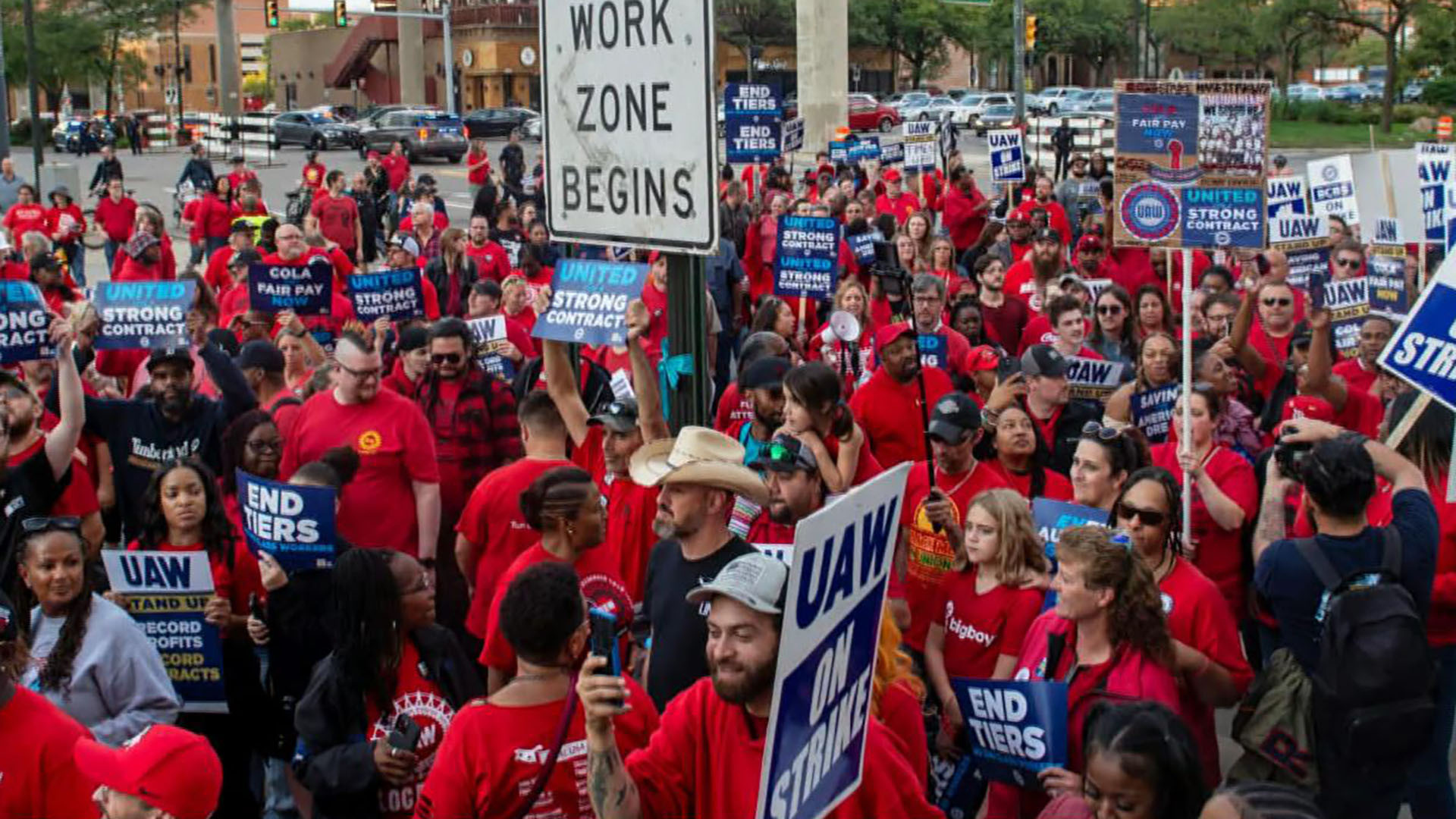 Watch CBS Mornings: Biden to support UAW members on picket line - Full ...