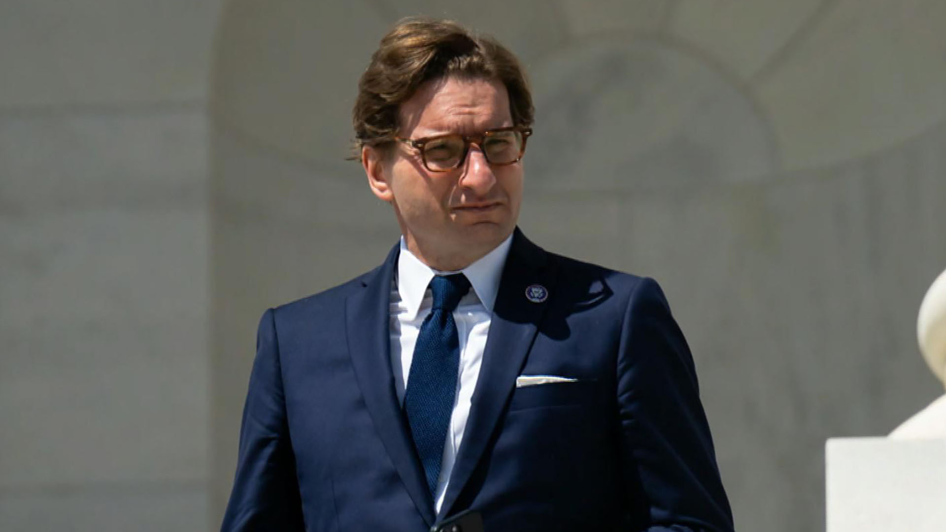 Watch CBS Mornings: Rep. Dean Phillips announces presidential bid ...