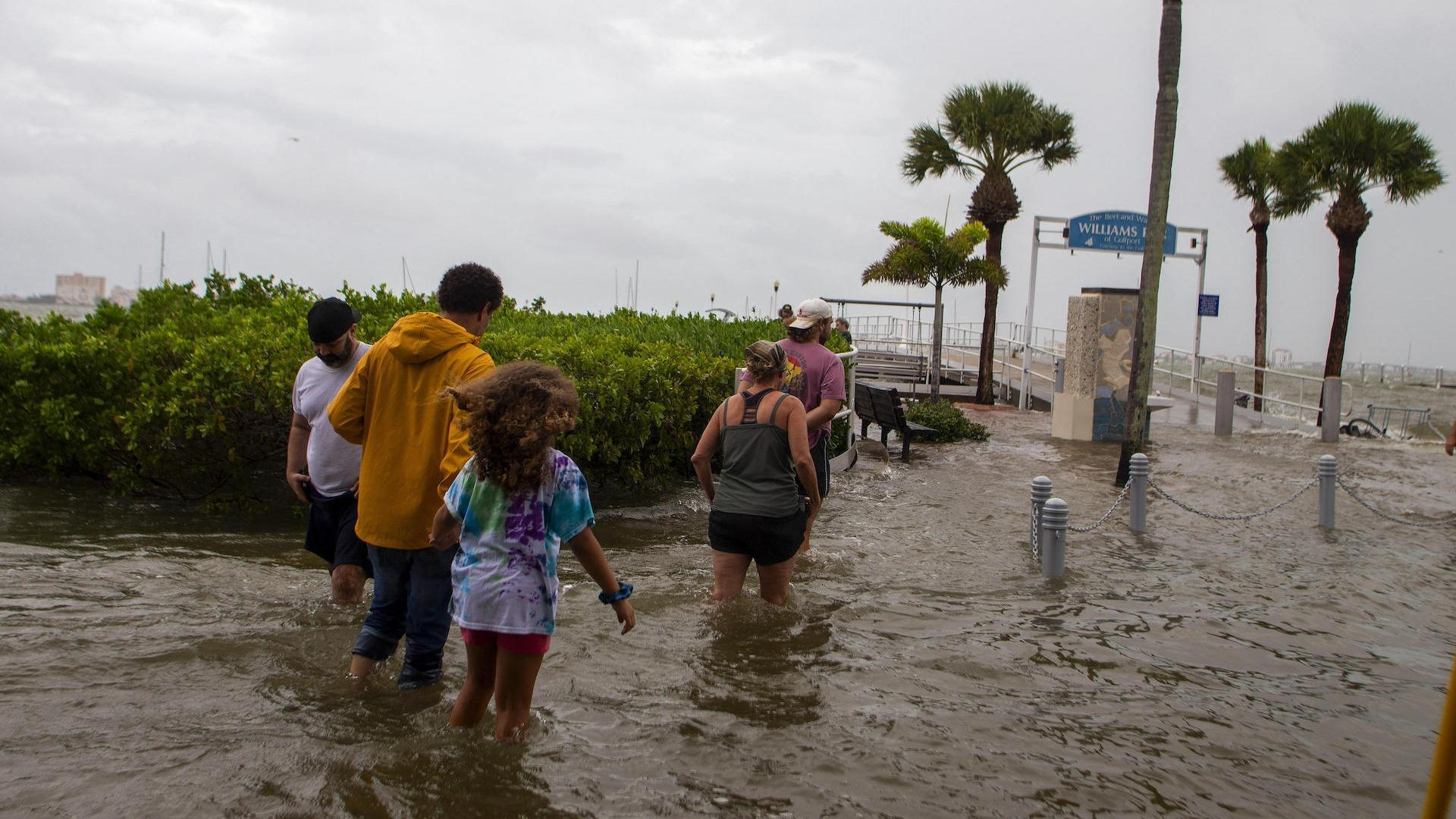 Watch CBS News: New report on more extreme weather, disasters - Full ...