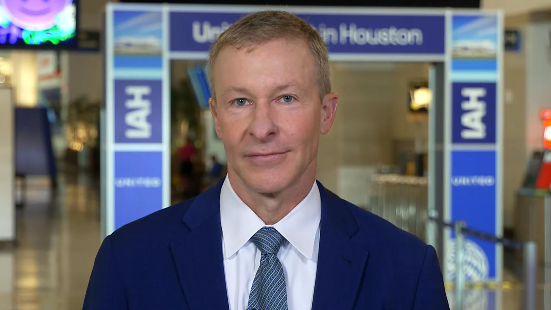 Watch CBS Mornings Season Episode : United Airlines CEO Scott Kirby addresses pilot mental ...