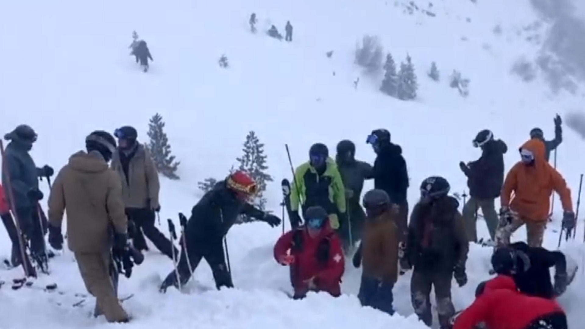 Watch CBS Evening News: One dead in Northern California avalanche ...