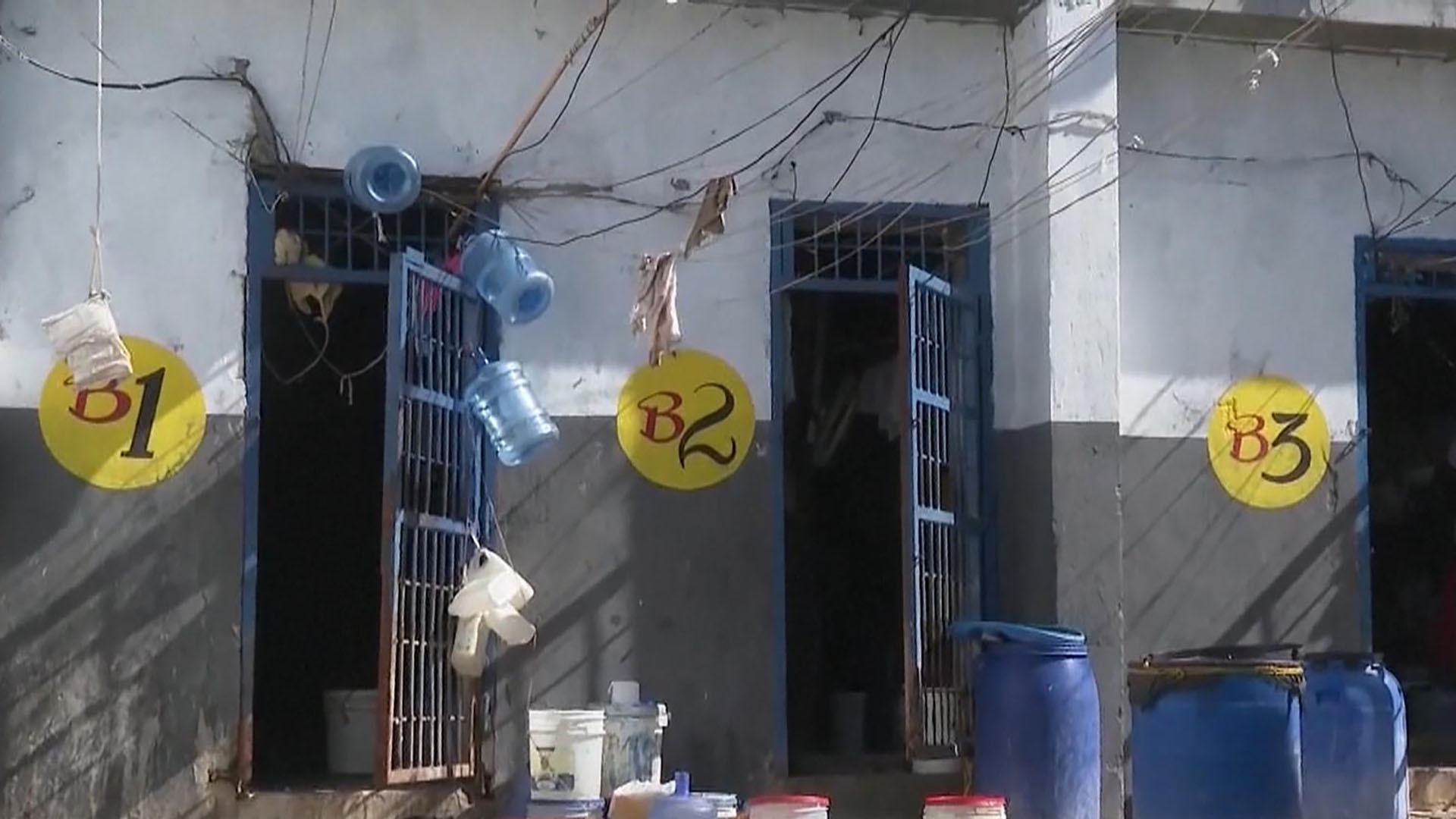 Watch CBS Mornings Armed gang members storm Haiti's prisons - Paramount+