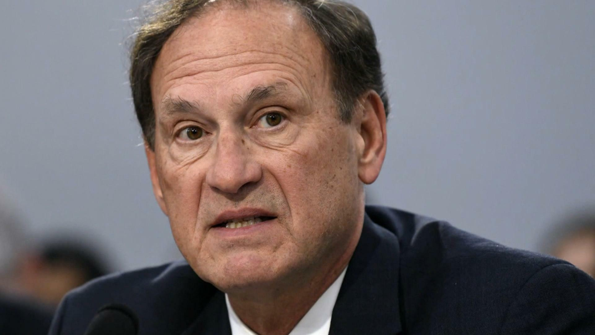 Watch CBS Saturday Morning: Justice Alito faces scrutiny over flag ...