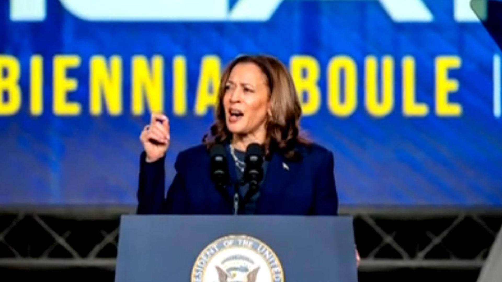 Watch CBS Evening News Season Episode : Harris nears the end of her ...