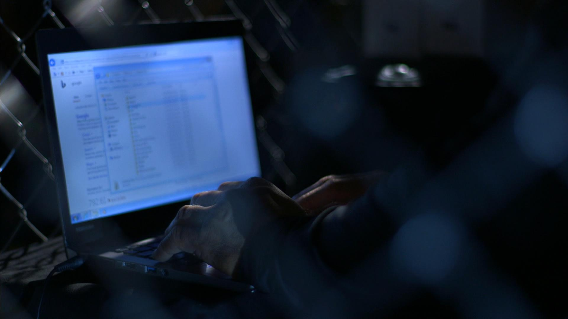 Watch CBS Mornings: Google: Hackers targeting campaigns - Full show on CBS