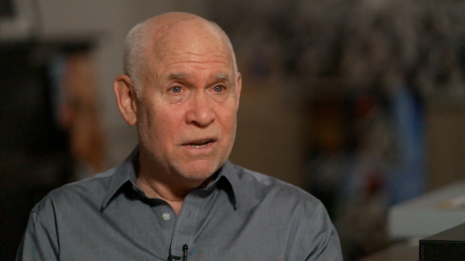 Watch CBS Saturday Morning: Photographer Steve McCurry on life, new ...