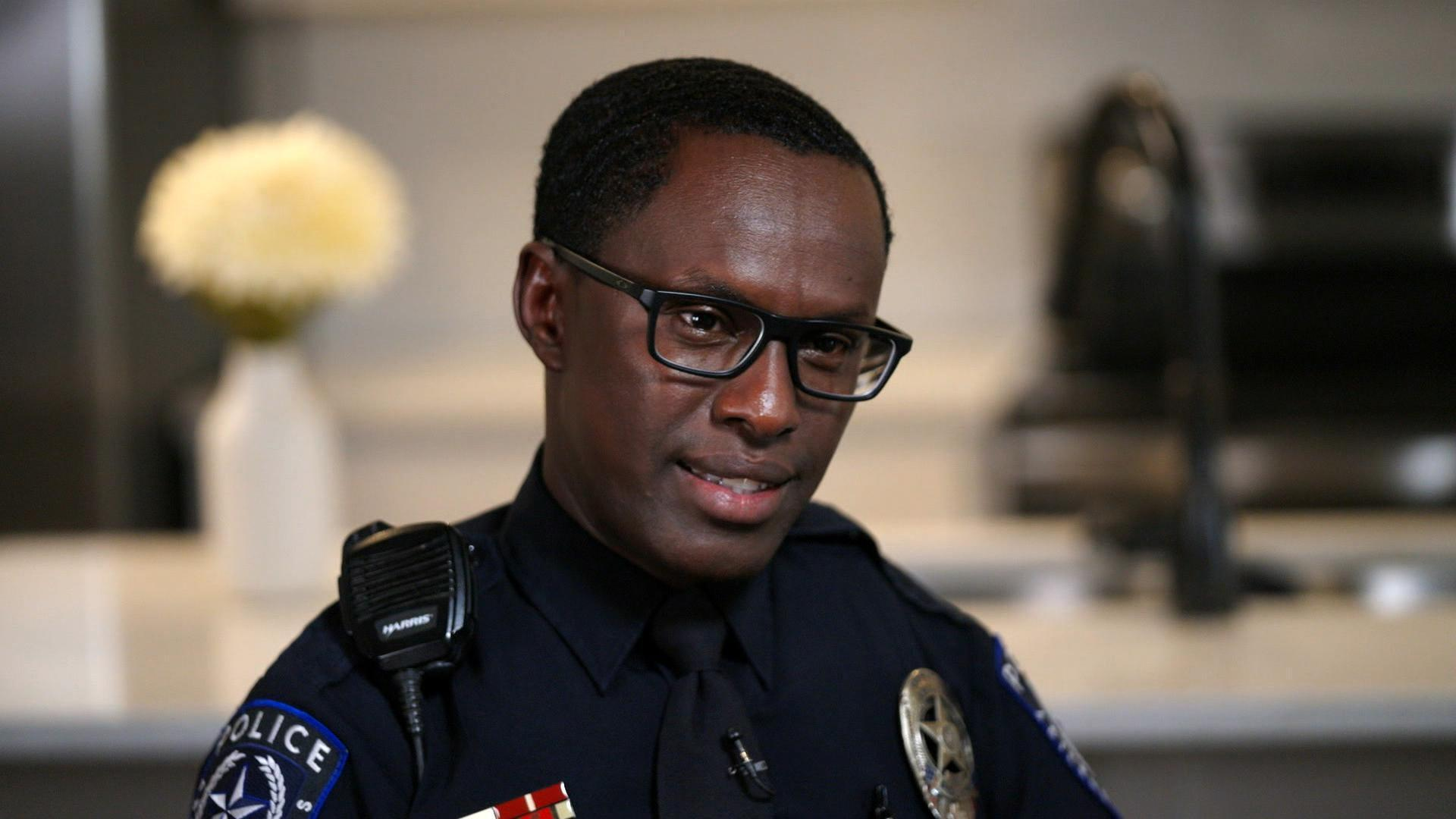 Watch CBS Mornings Officer turns trauma into triumph - Paramount+