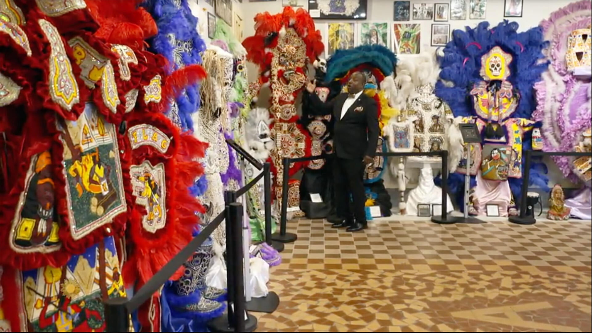 Watch Sunday Morning: New Orleans "Beadmaster" pays homage to Mardi ...