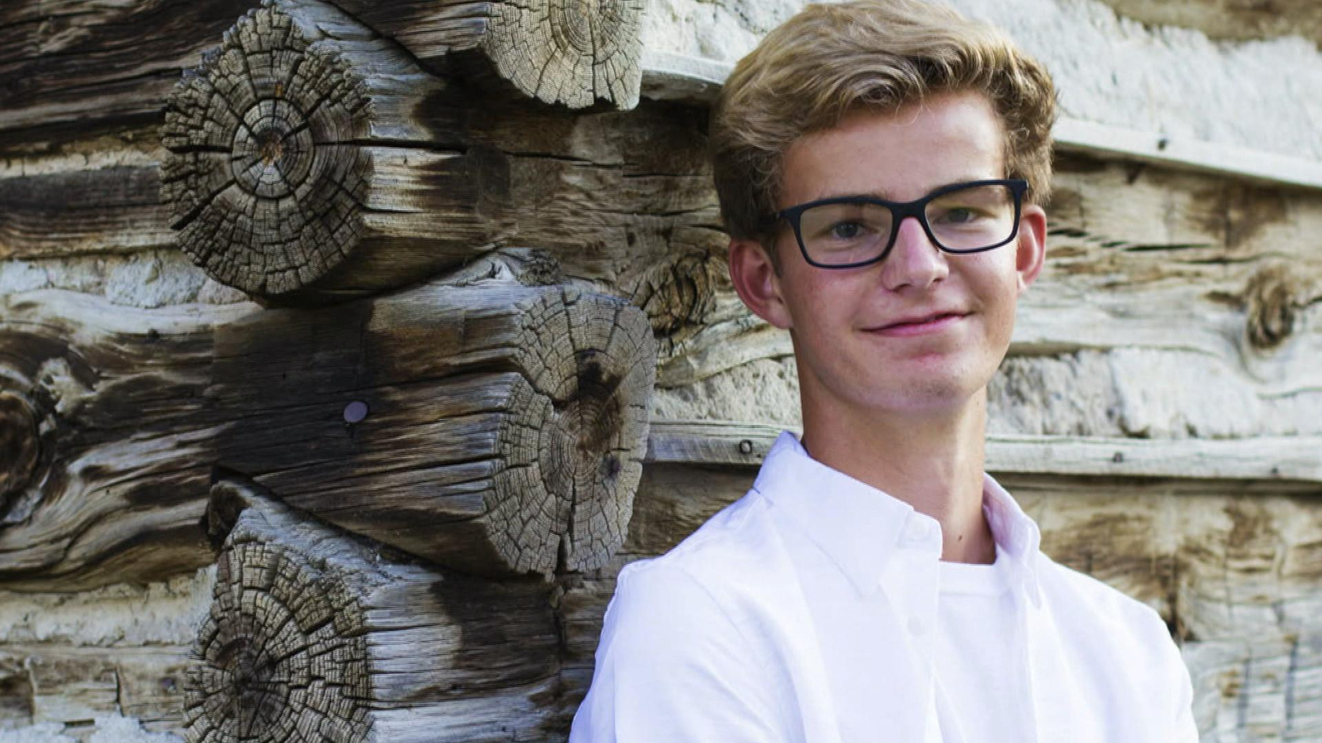 Watch CBS Mornings Mental health nonprofit inspires creativity - Paramount+