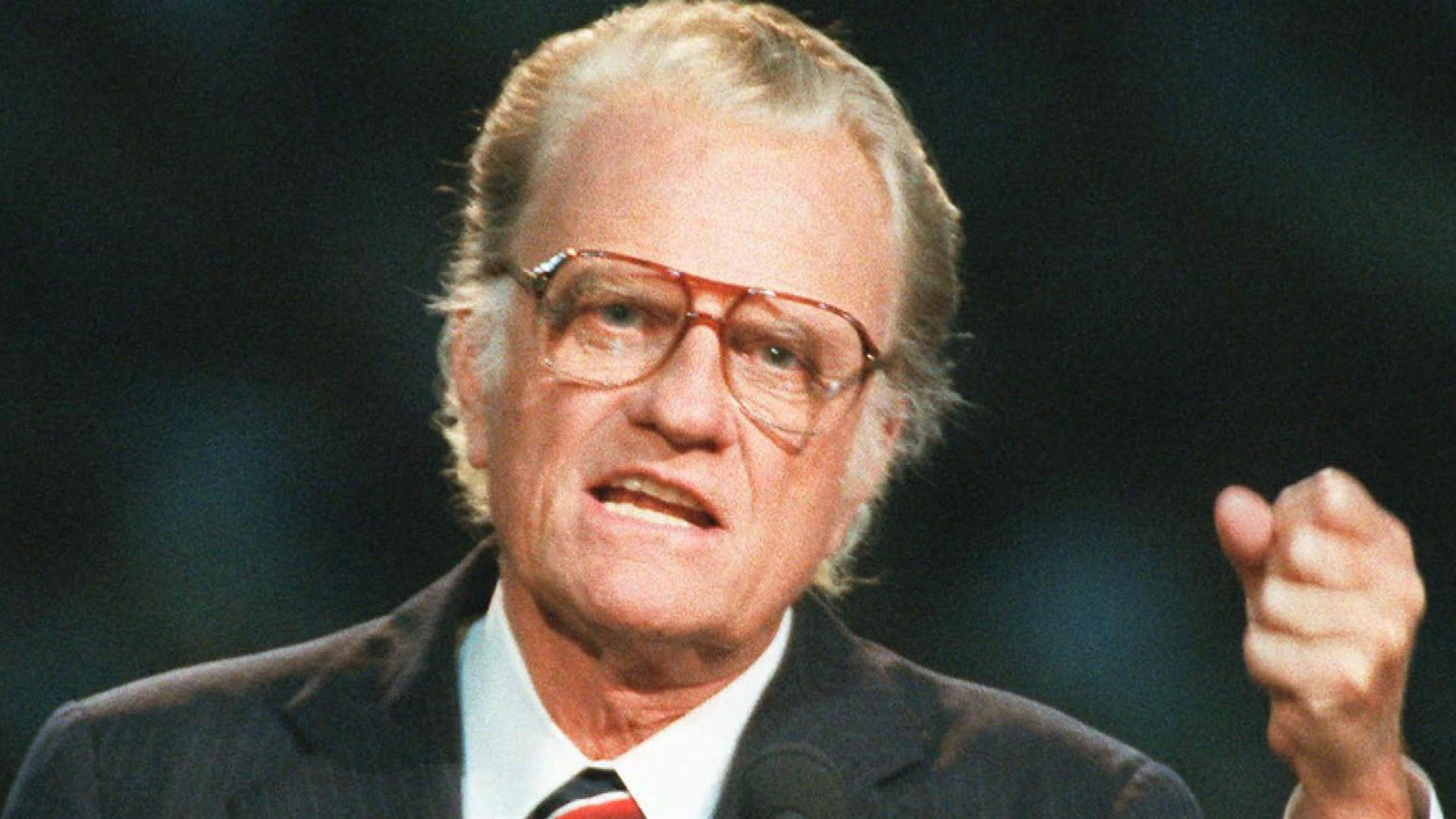 Watch Sunday Morning: Passage: The Rev. Billy Graham - Full show on CBS