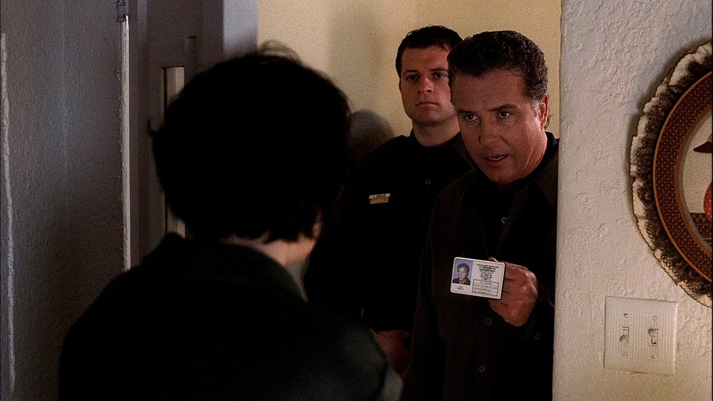 Watch CSI: Crime Scene Investigation Season 1 Episode 20: Sounds of ...