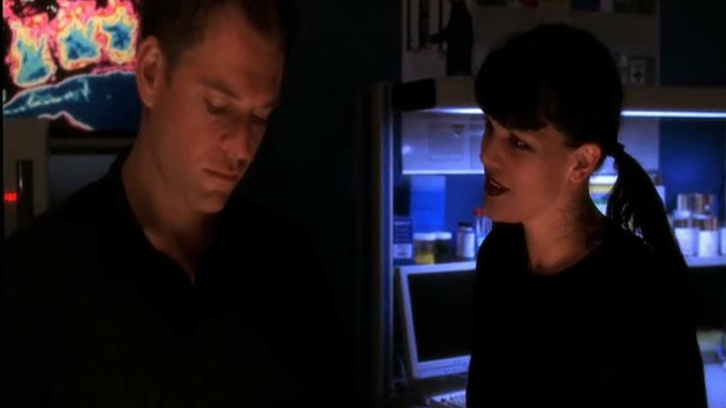 Watch NCIS Season 3 Episode 1: Kill Ari, Part 1 - Full show on ...