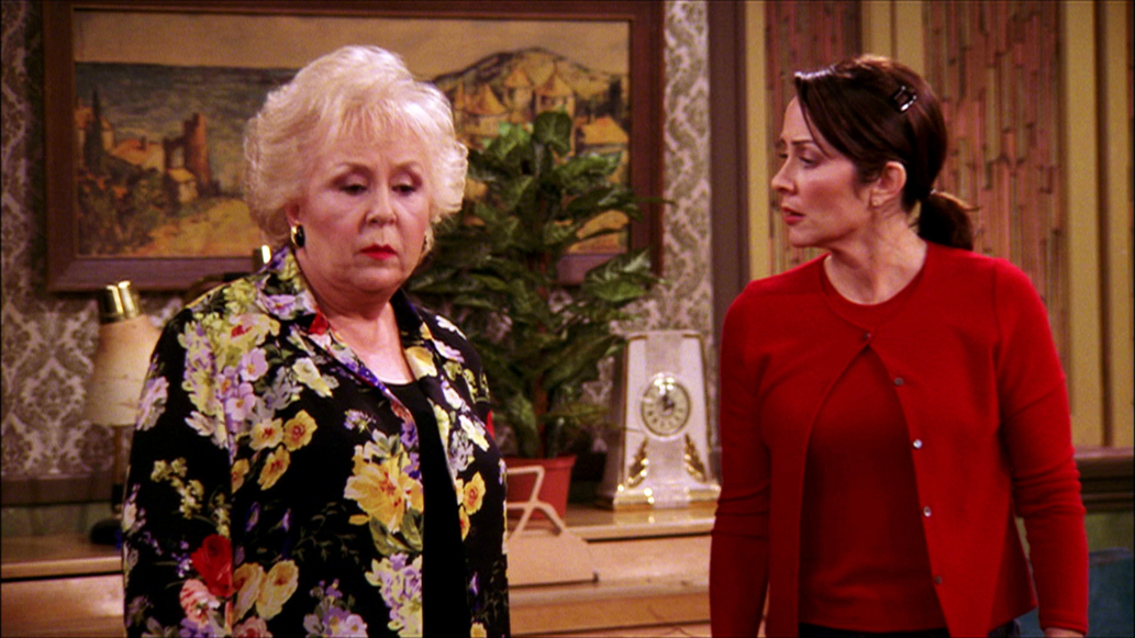Watch Everybody Loves Raymond Season 5 Episode 18: Everybody Loves ...