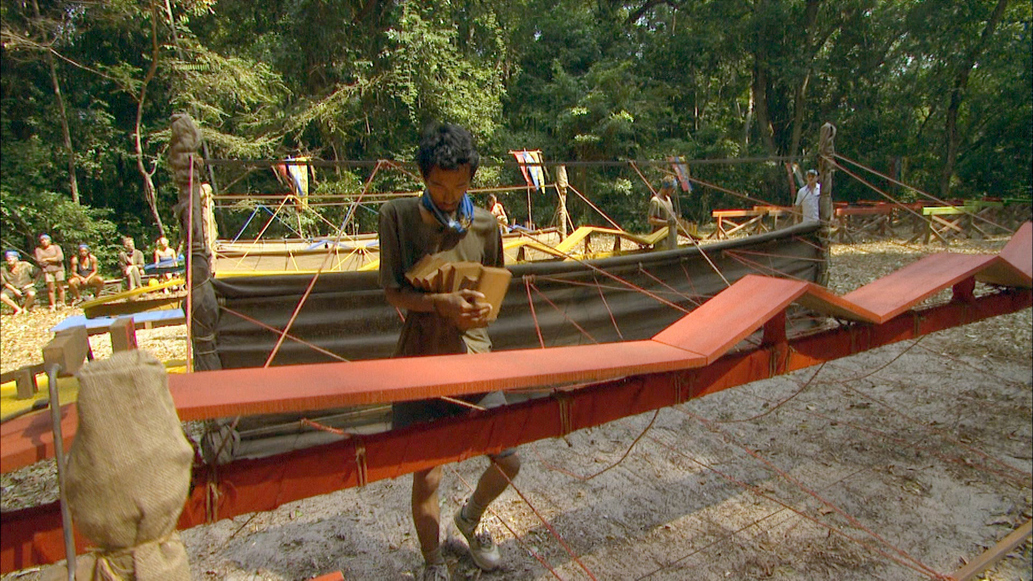 Watch Survivor Season 17 Episode 9: Survivor: Gabon - Nothing Tastes ...