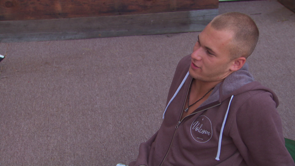 Watch The Real World Season 28 Episode 3: Hot and Bothered - Full show ...