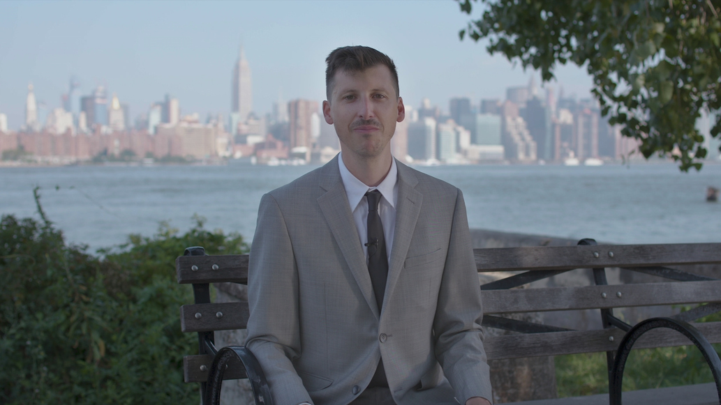 Watch Mini-Mocks Season 1 Episode 8: NYC Man Who Swims to Work Every ...