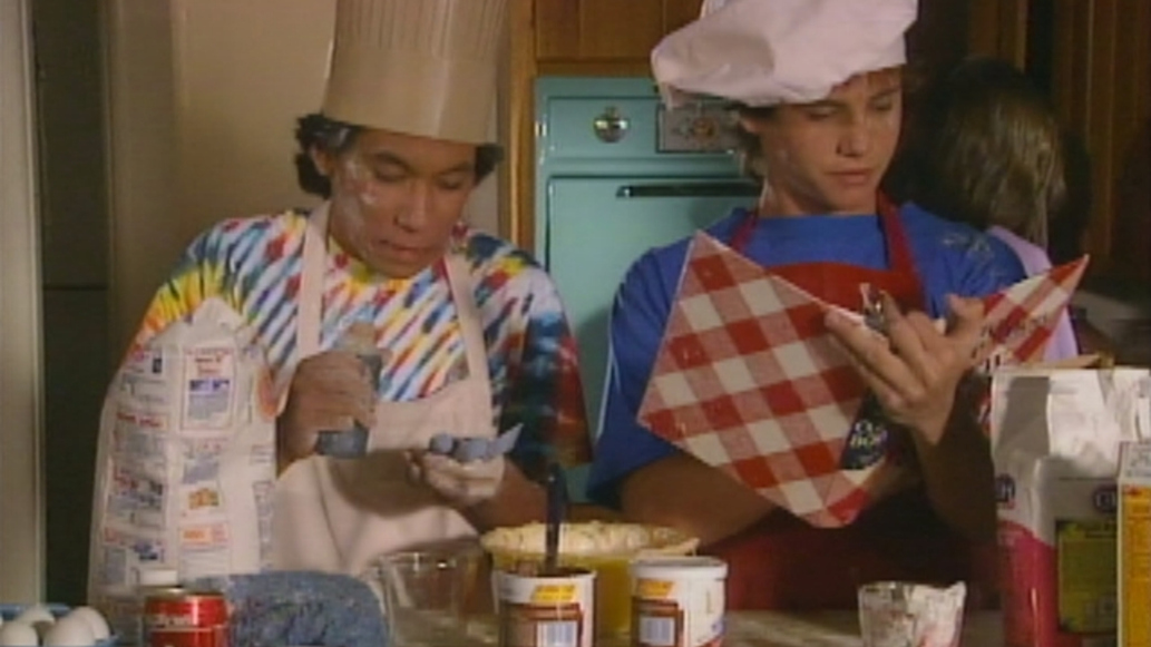 Watch Hey Dude Season 1 Episode 2: Battle of the Sexes - Full show on ...