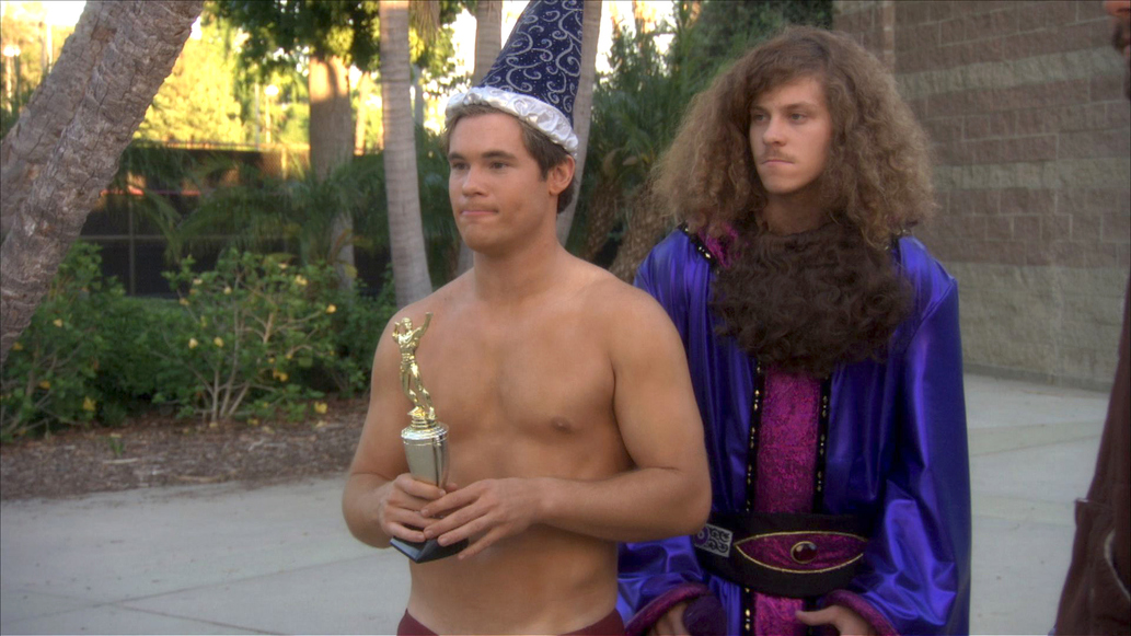 Watch Workaholics Season 1 Episode 9: Workaholics - Muscle I'd Like To ...