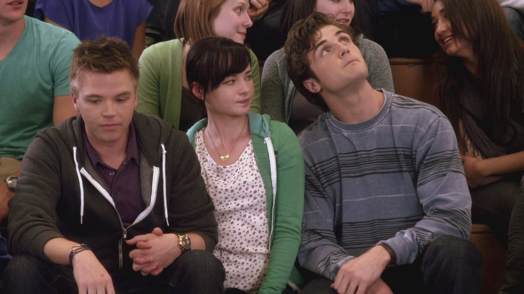 Watch Awkward. Season 2 Episode 3: Awkward. - Three's a Crowd – Full ...