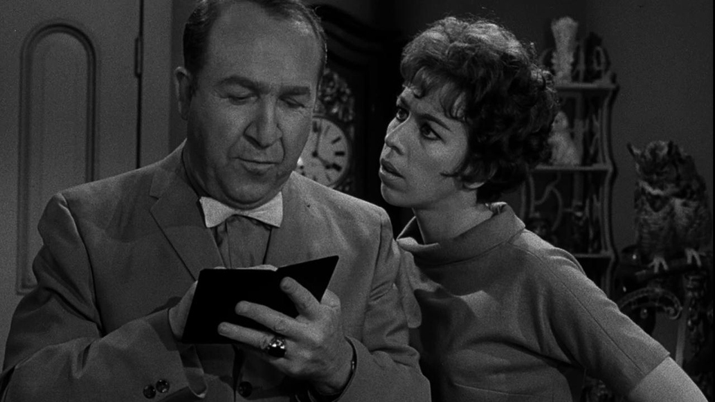 Watch The Twilight Zone Classic Season 3 Episode 36: The Twilight Zone ...
