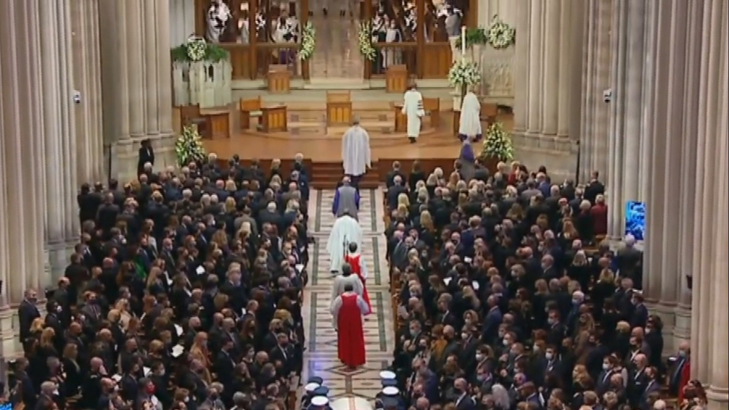 Watch CBS Evening News Senator Bob Dole honored during funeral service ...