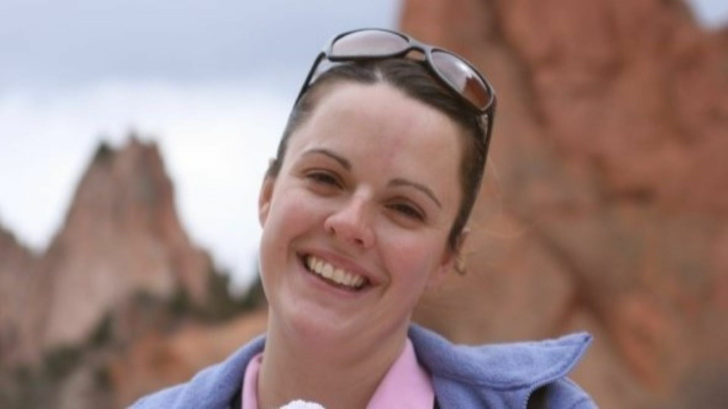 Watch 48 Hours: Sneak peek: Who Poisoned Angela Craig? - Full show on CBS