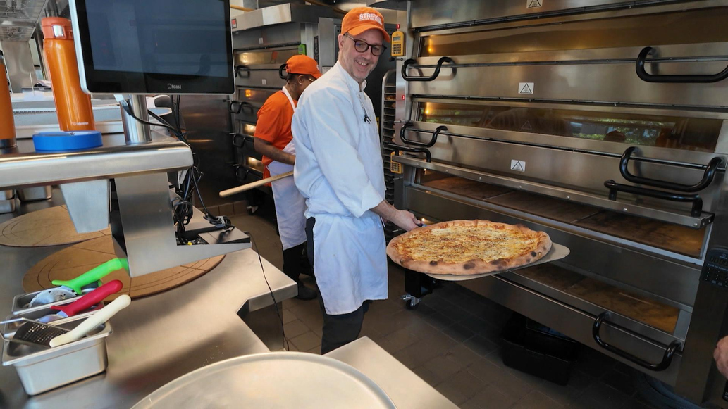 Watch CBS Saturday Morning: The Dish: Pizza - Full show on CBS