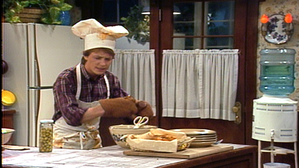 Watch Family Ties Season 3 Episode 4: Family Ties - Love Thy Neighbor ...