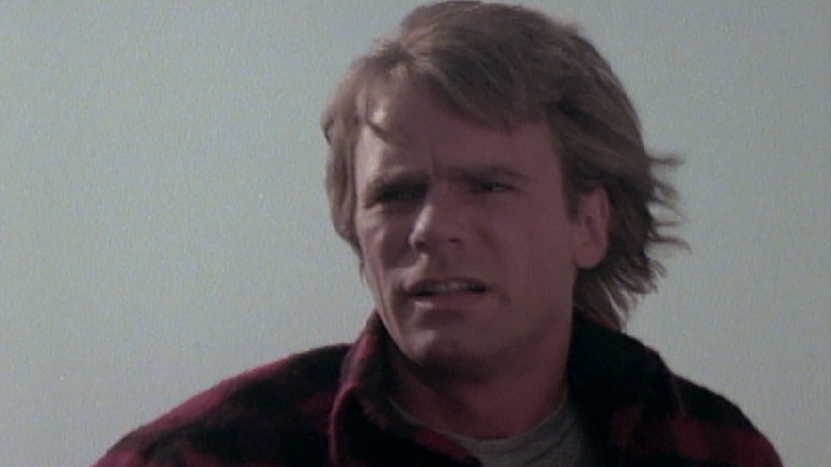 Watch MacGyver Classic Season 1 Episode 21: MacGyver - Prisoner of ...