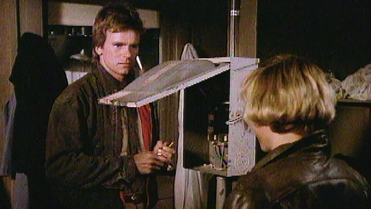 Watch MacGyver Classic Season 1 Episode 8: MacGyver - Hellfire – Full ...