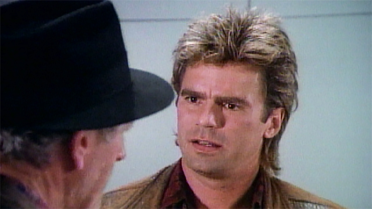 Watch MacGyver Classic Season 2 Episode 11: MacGyver - Phoenix Under ...