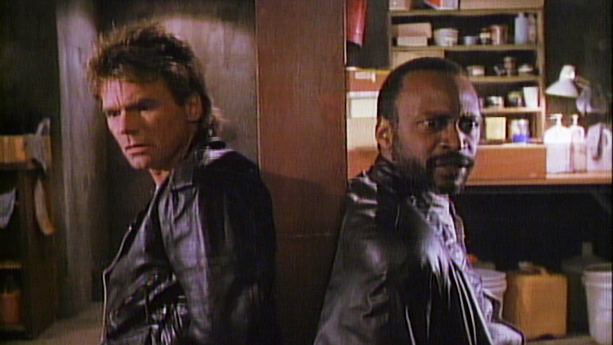Watch MacGyver Classic Season 7 Episode 5: MacGyver - The Coltons ...