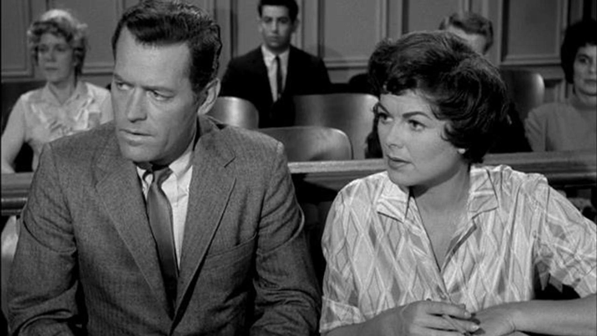 Watch Perry Mason Season 4 Episode 28: Perry Mason - The Case of the ...