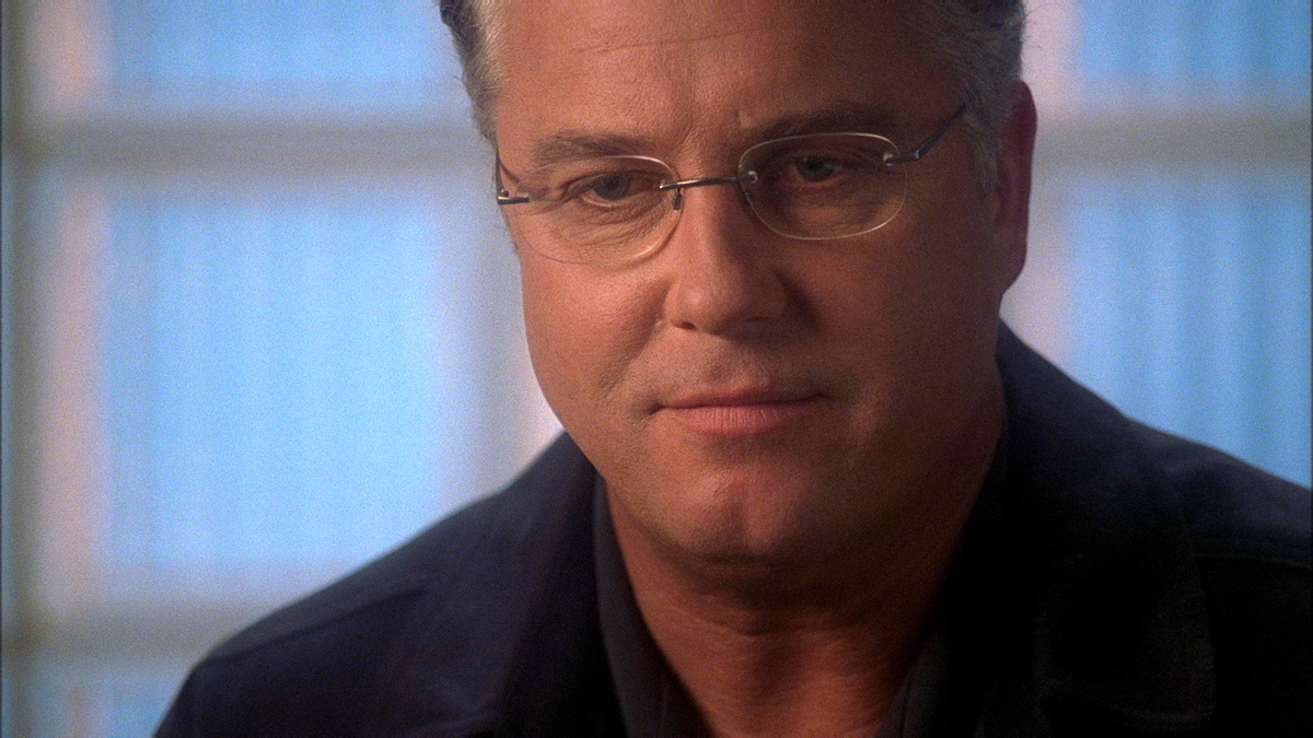 Watch CSI: Crime Scene Investigation Season 2 Episode 23: CSI: - The ...