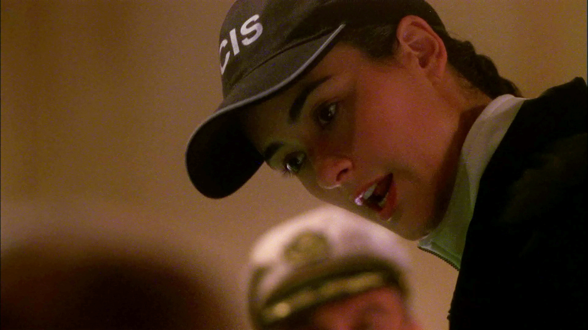 Watch NCIS Season 3 Episode 23: NCIS - Hiatus, Pt. 1 – Full show on ...