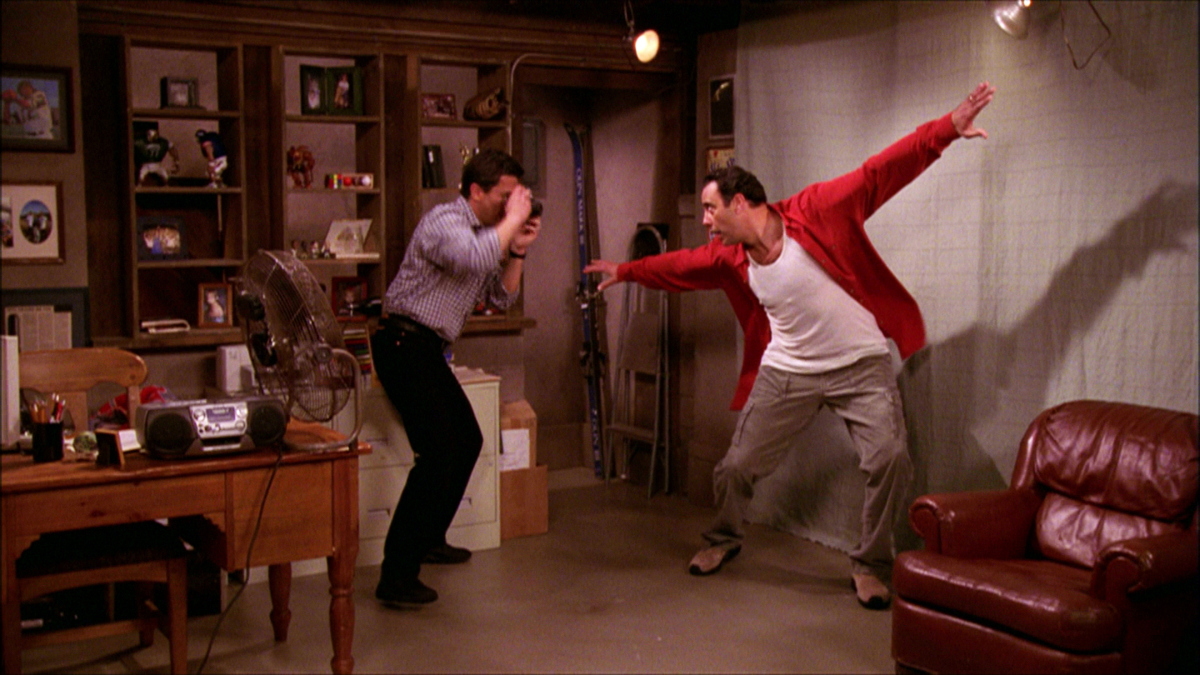 Watch Everybody Loves Raymond Season 8 Episode 21: Everybody Loves ...