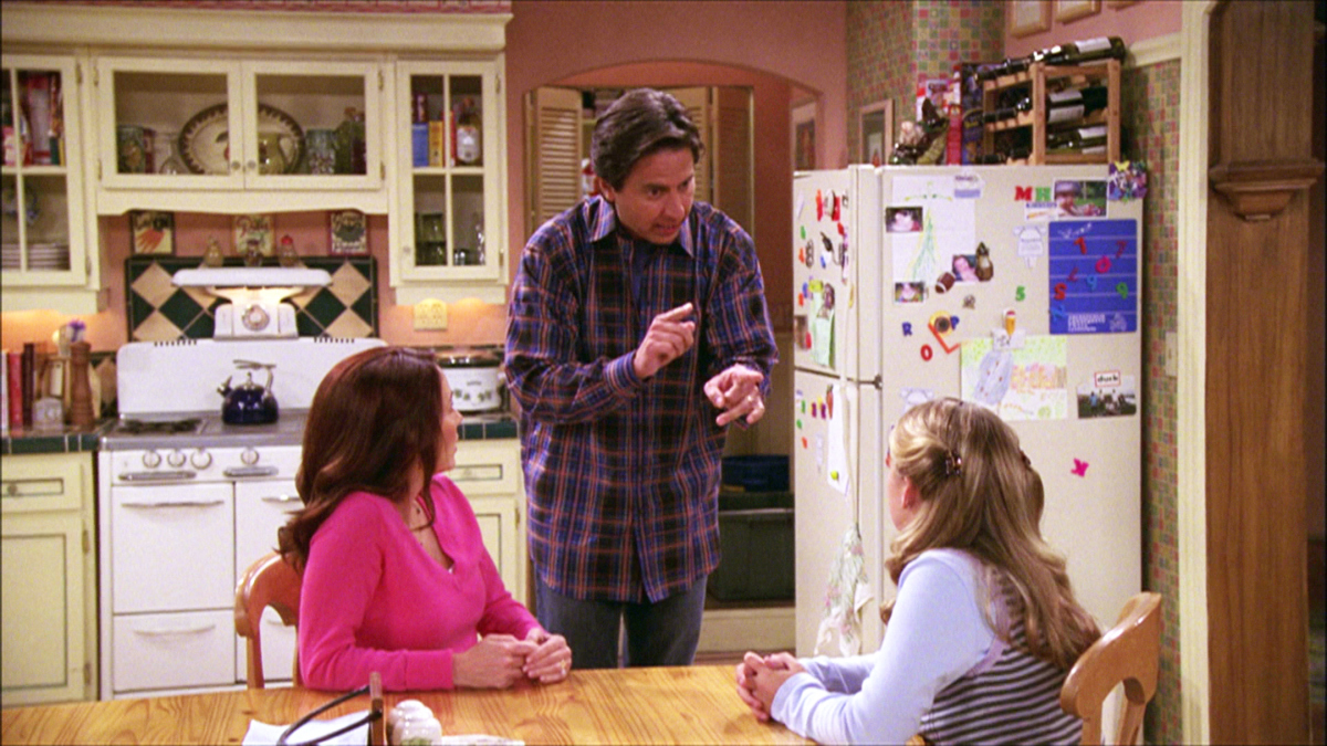 Watch Everybody Loves Raymond Season 9 Episode 5: Everybody Loves ...
